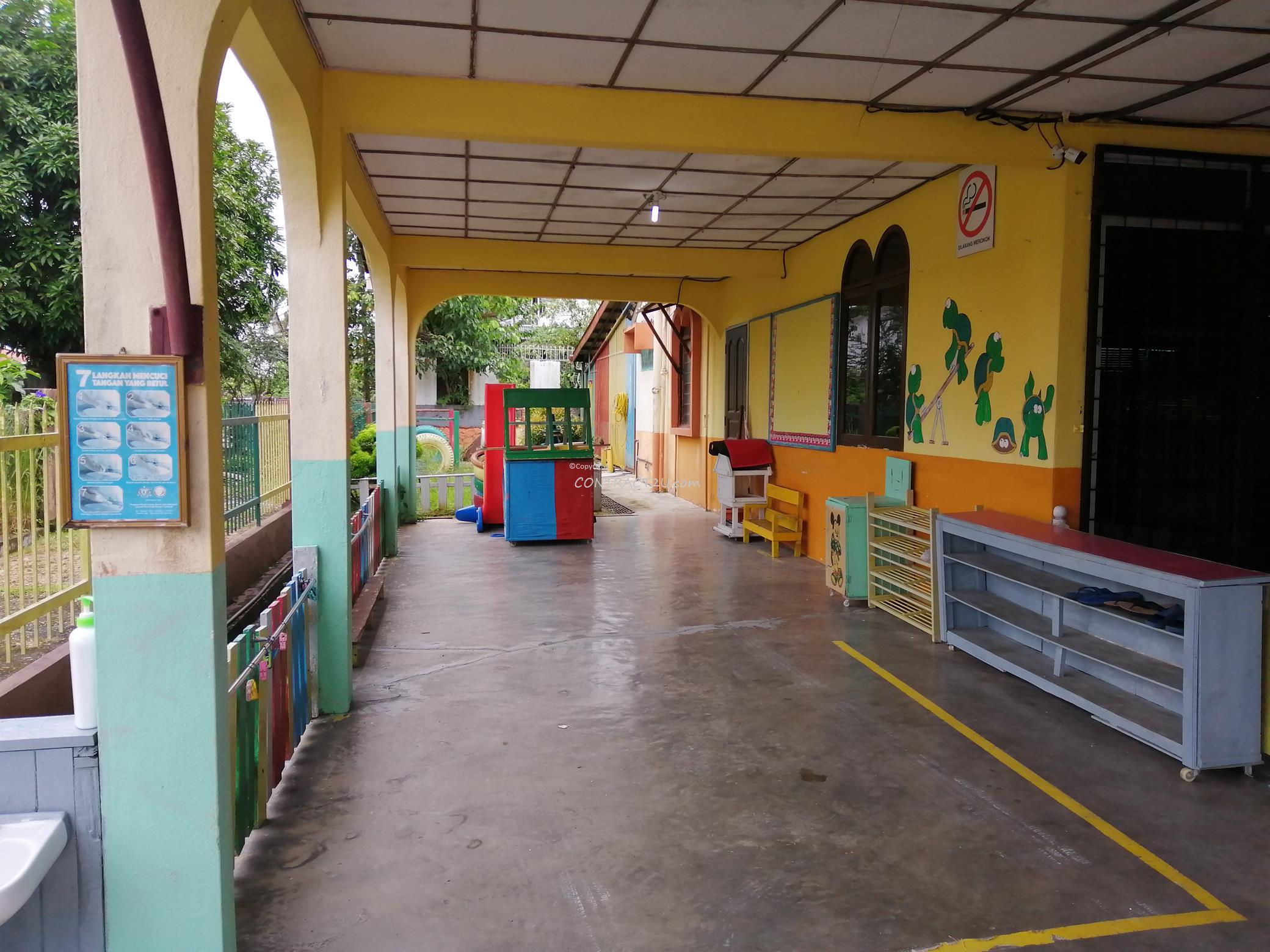 IPI-R 17.3 IPI-E 0.5 Double Storey Semi D House partially furnished ...